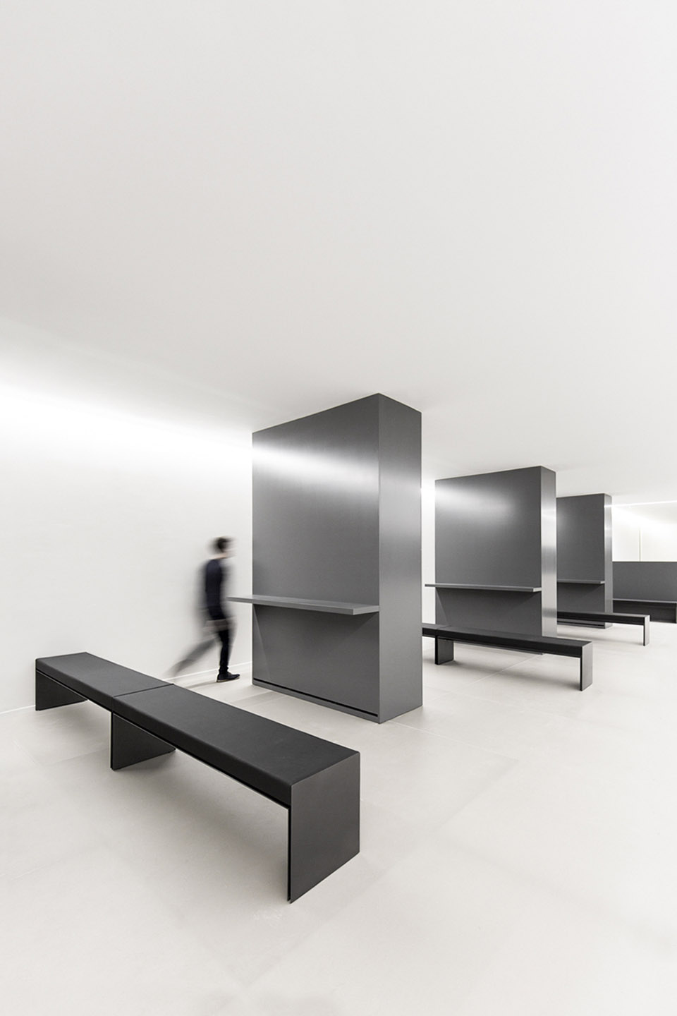 ARV OFFICES By Fran Silvestre Arquitectos - 谷德设计网