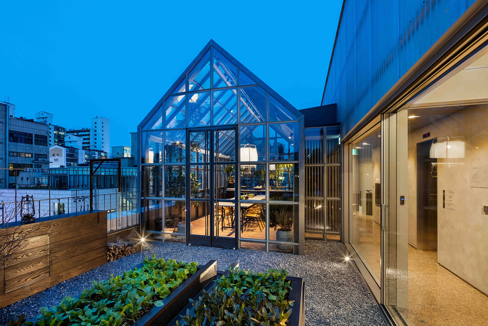 Hyundai Card Cooking Library in Seoul by Blacksheep - 谷德设计网