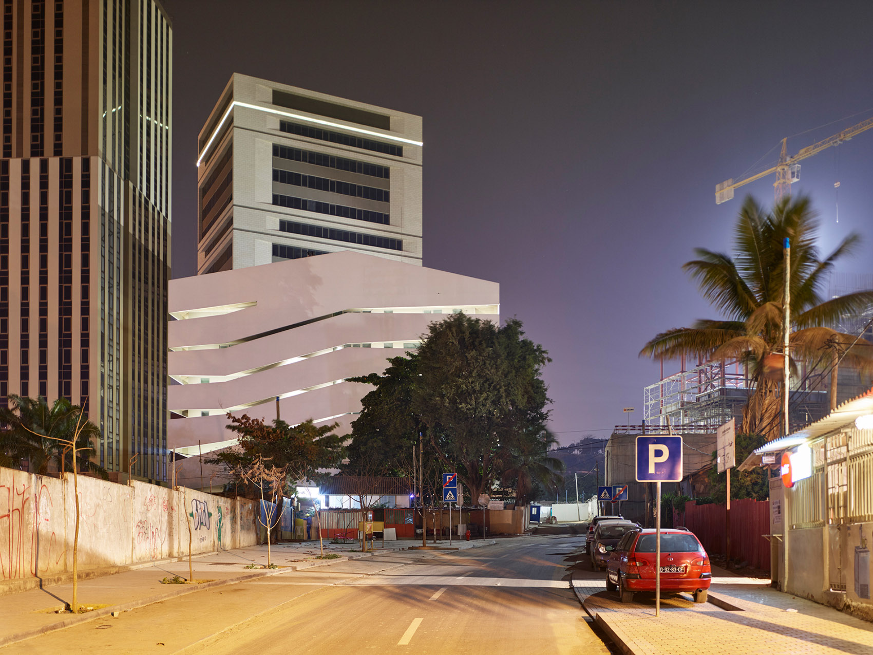 SAPIENS, Angola By Costa Lopes by COSTA LOPES - 谷德设计网