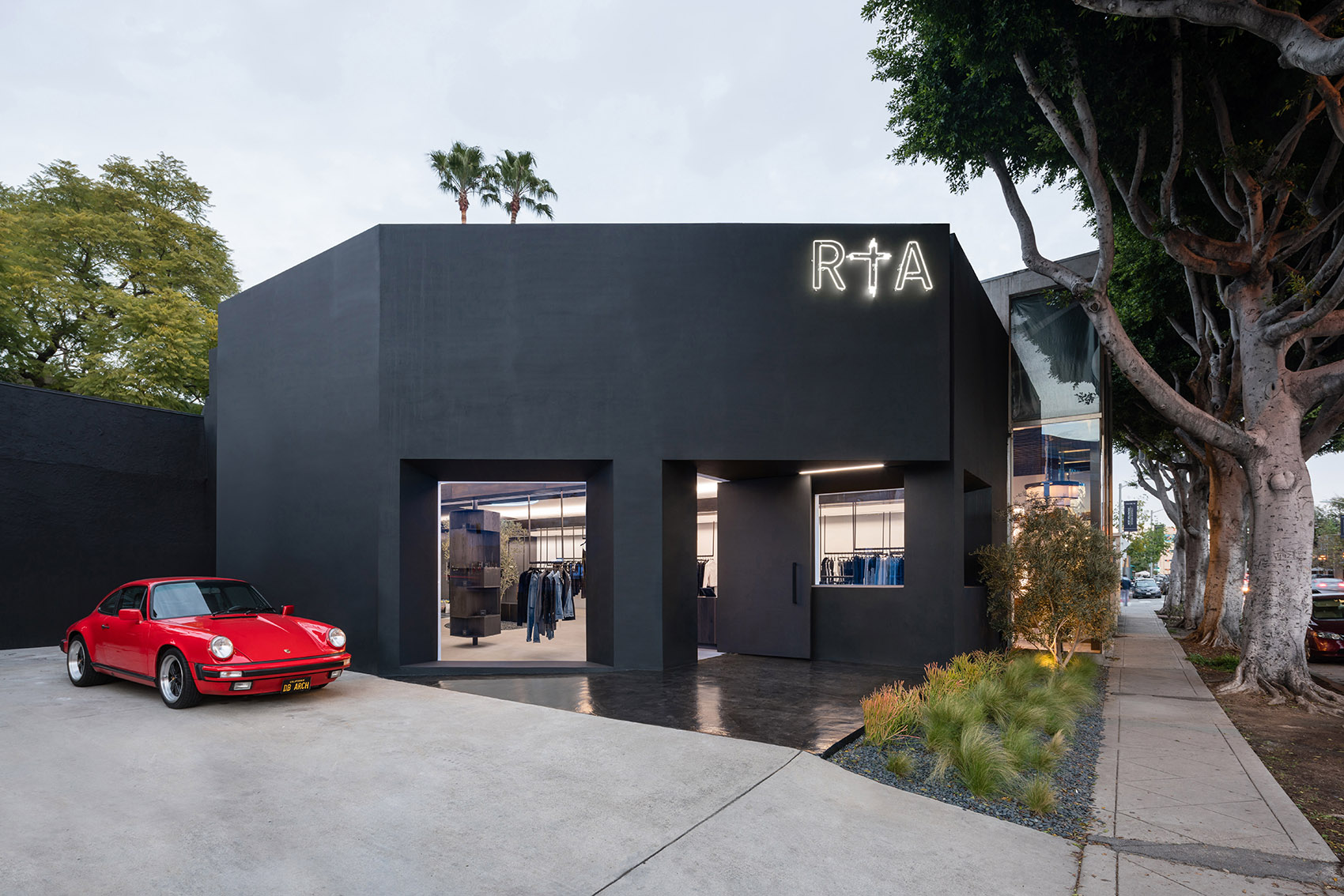 RtA Flagship Store, LA by Dan Brunn Architecture - 谷德设计网