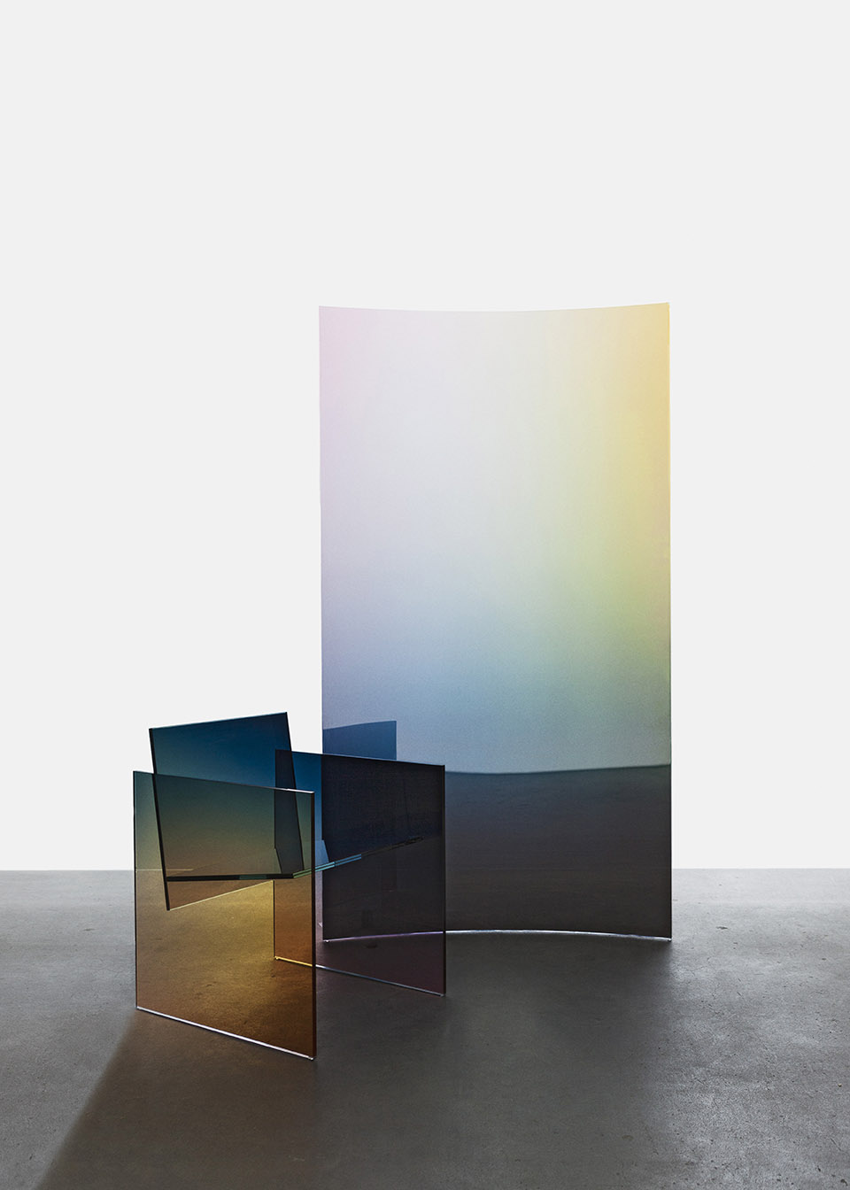 Ombré Glass Chair By Studio Germans Ermičs - 谷德设计网