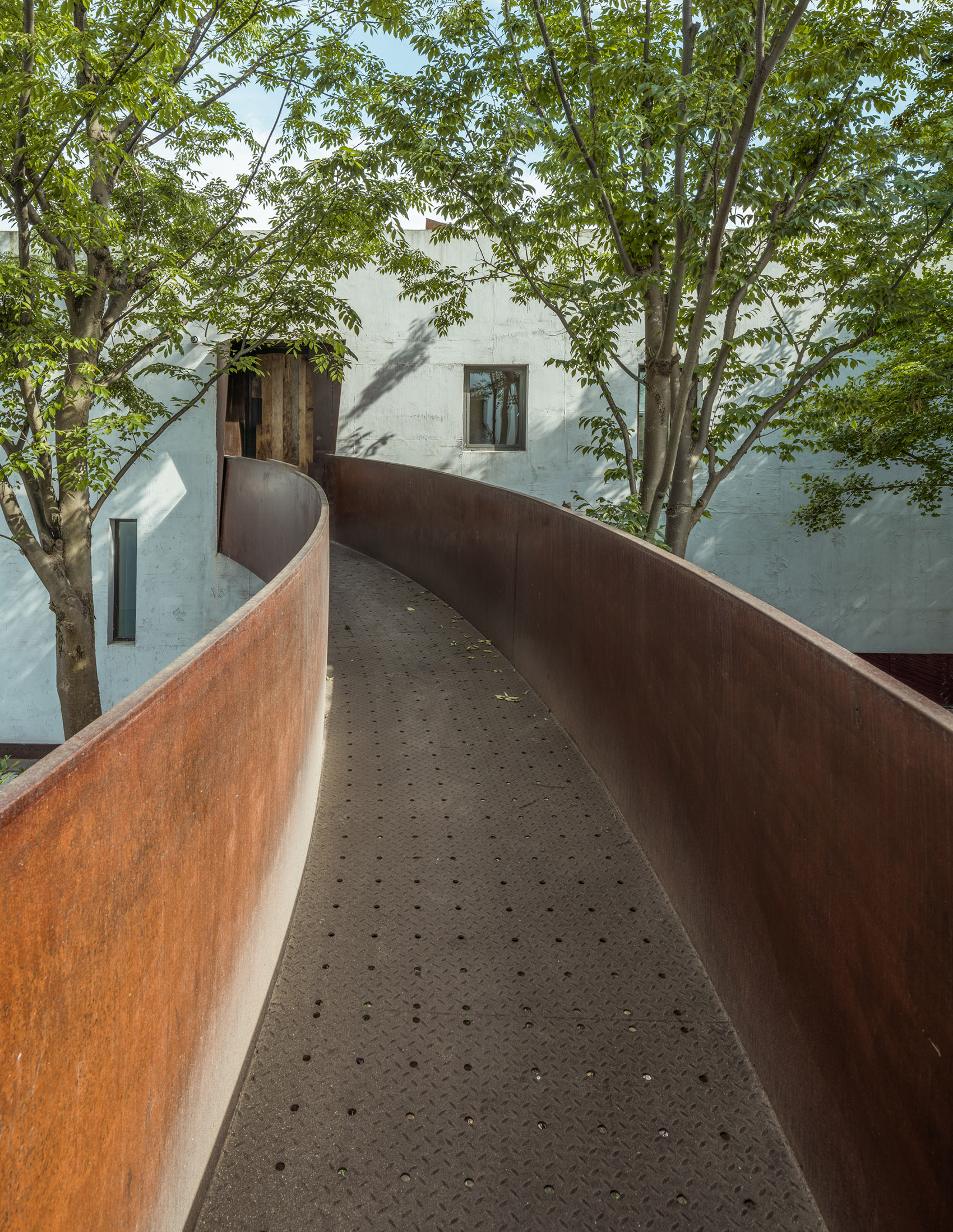 Plain House, Shanghai, China by Yuting-Wutopia Lab - 谷德设计网