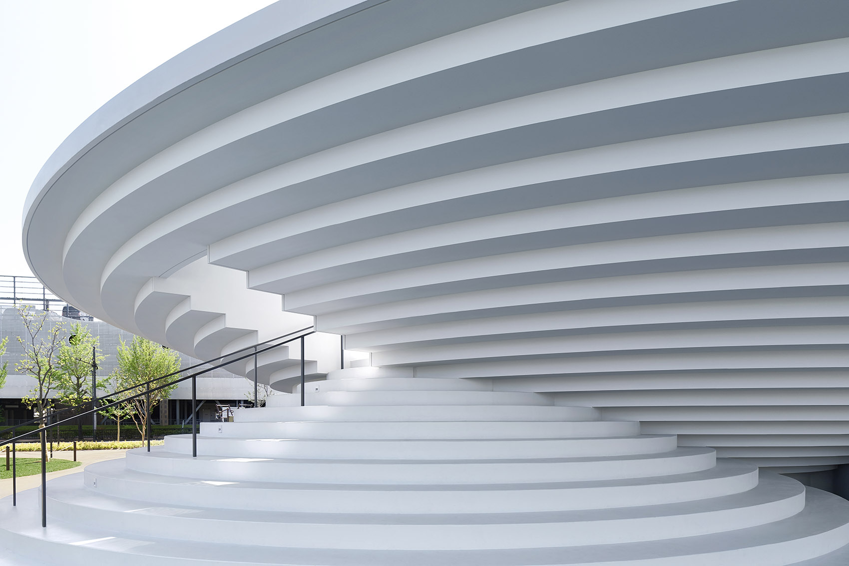 Tenri Station plaza CoFuFun, the first public space design by nendo - 谷德设计网