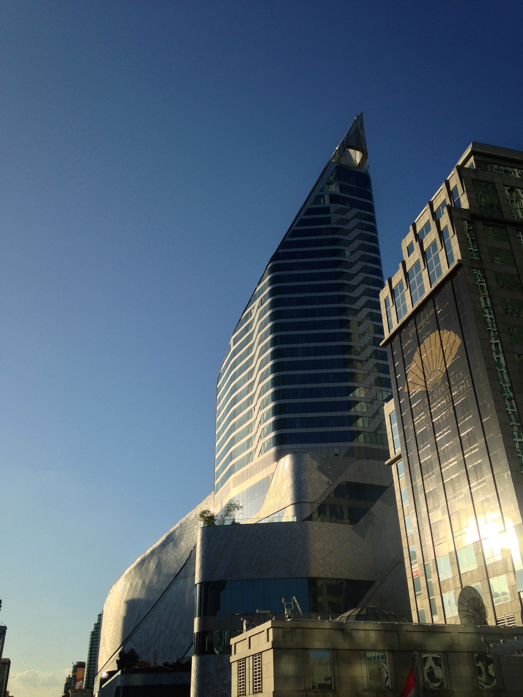 AL_A Completes Central Embassy in Bangkok - 谷德设计网