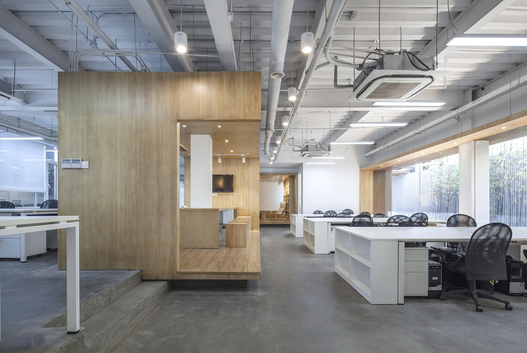 Renovation of Micron Architecture Office of W&R Group by Micron ...