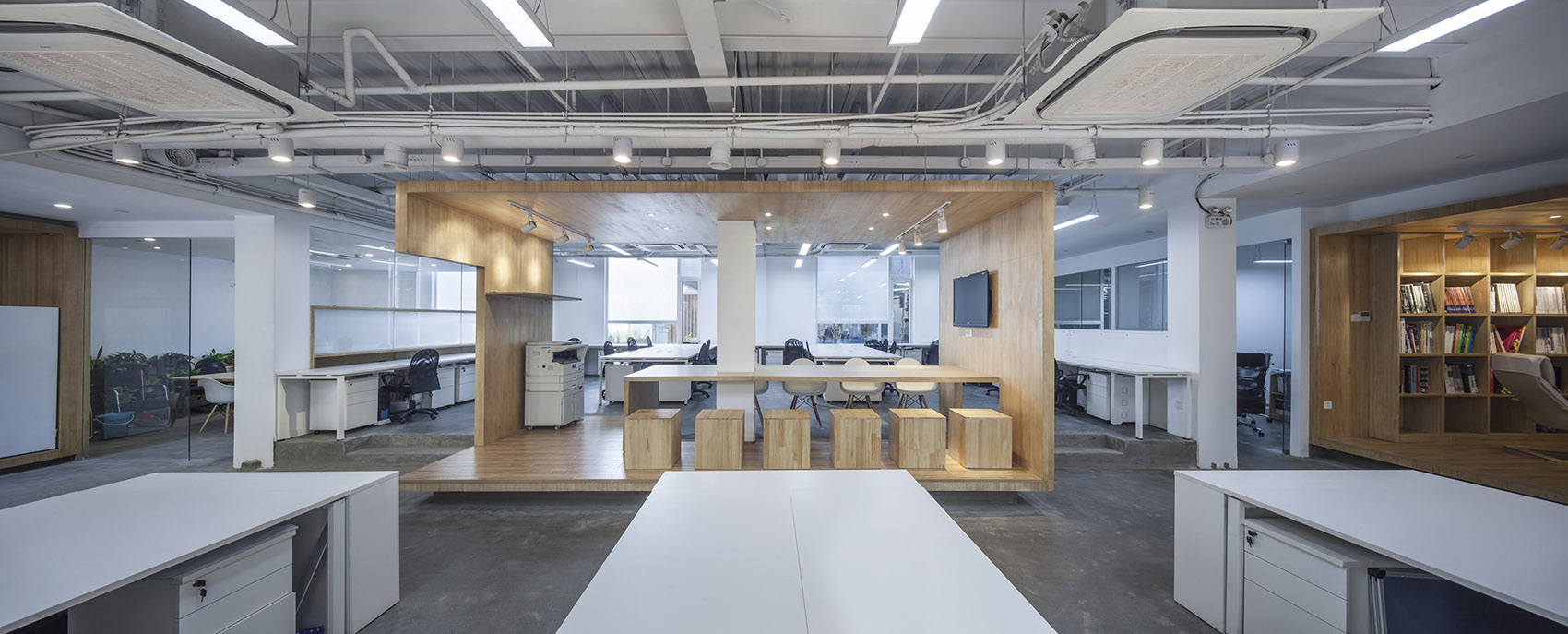Renovation of Micron Architecture Office of W&R Group by Micron ...