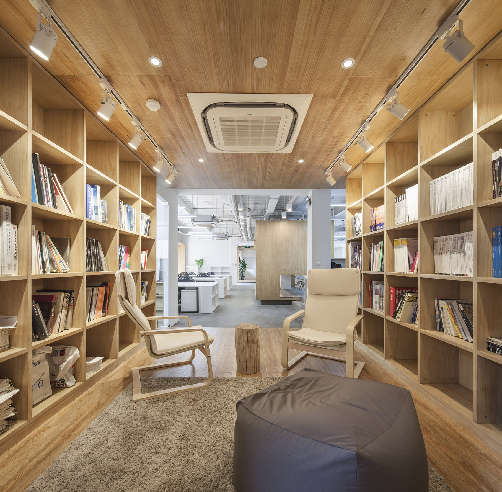 Renovation of Micron Architecture Office of W&R Group by Micron ...