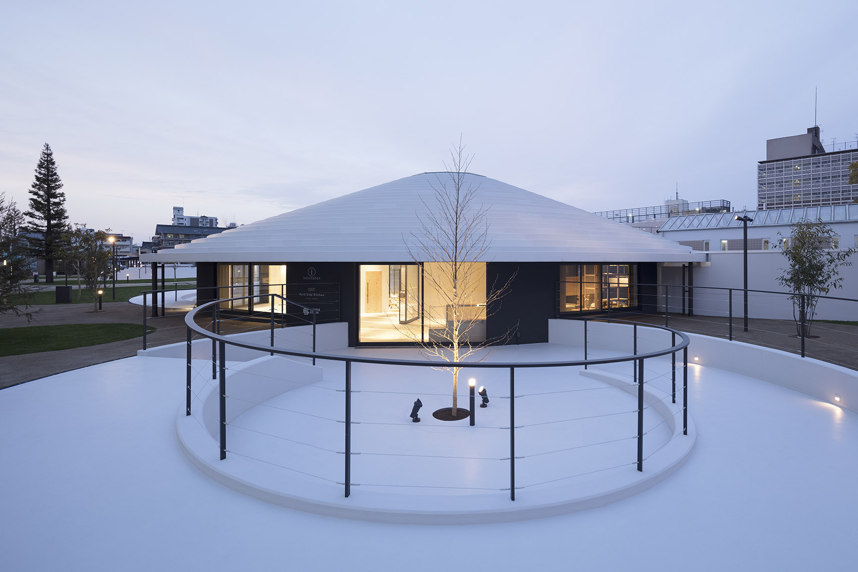 Tenri Station plaza CoFuFun, the first public space design by nendo - 谷德设计网