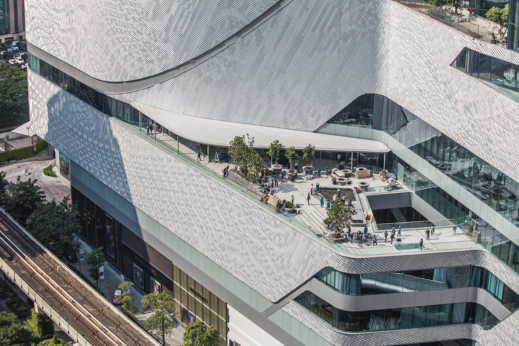 AL_A Completes Central Embassy in Bangkok - 谷德设计网