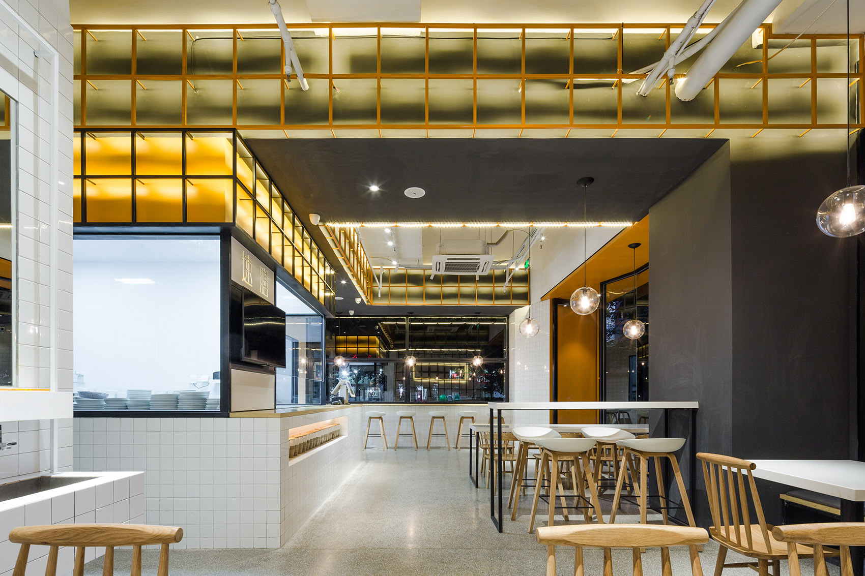 Sushan Restaurant in Chongqing, China by Hangzhou Trenchant Decoration ... Sushan Restaurant in Chongqing, China by Hangzhou Trenchant Decoration ...