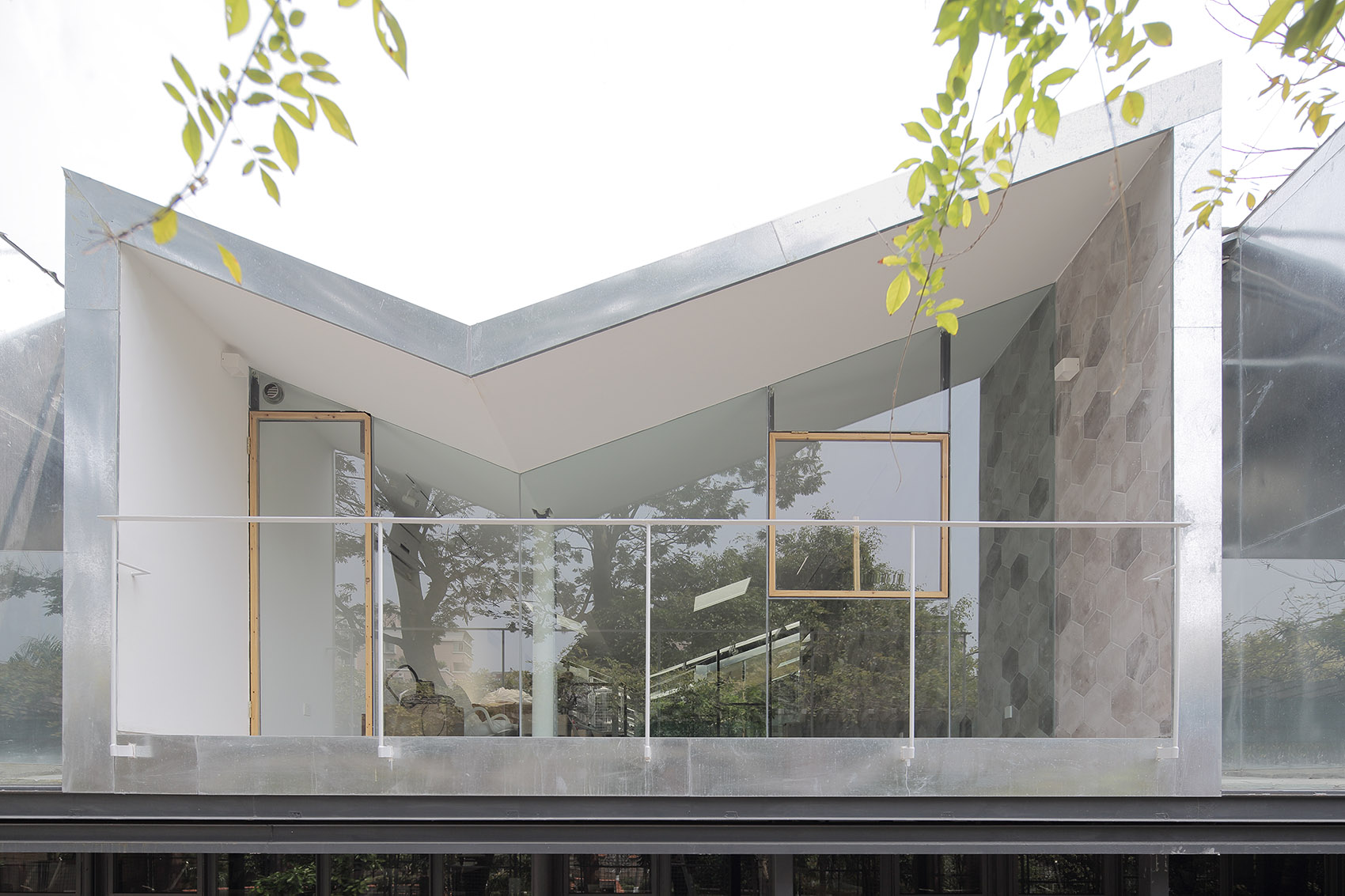 Work-studio in a Plant-house By O-office Architects - 谷德设计网
