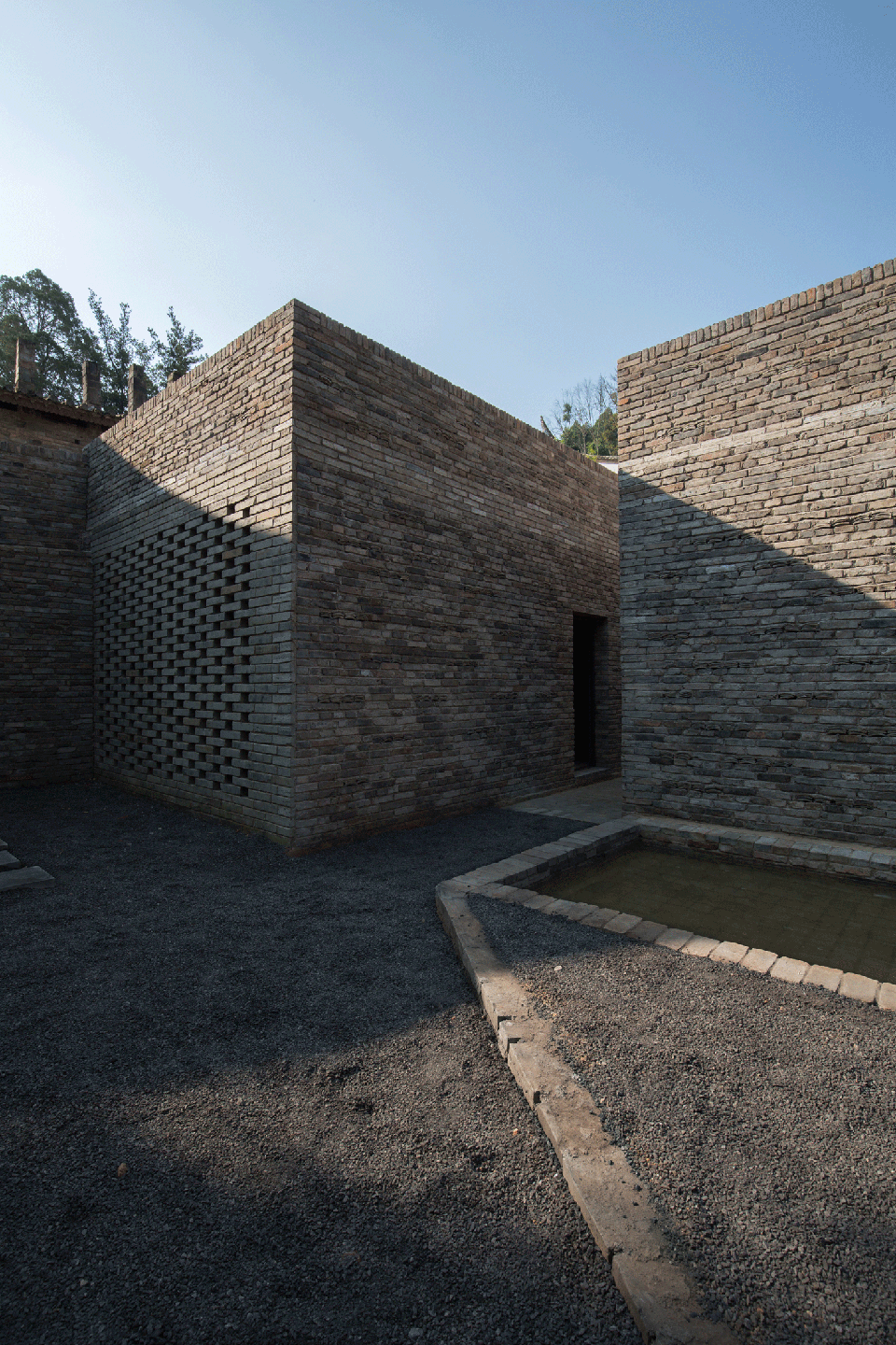 An Introduction to the Xiushan Temple Environmental By QAD - 谷德设计网