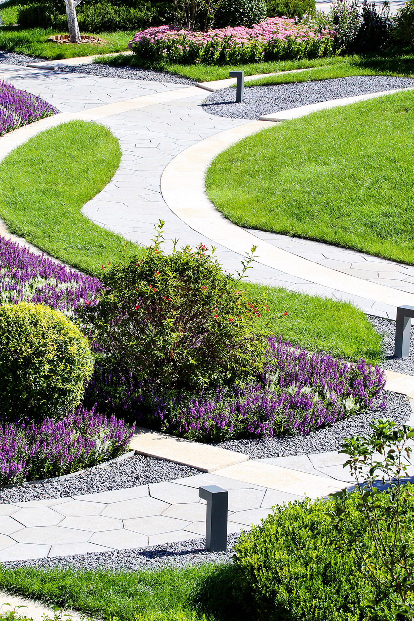 Central Gardenscape for Taikang Business School by Farmerson Architects ...