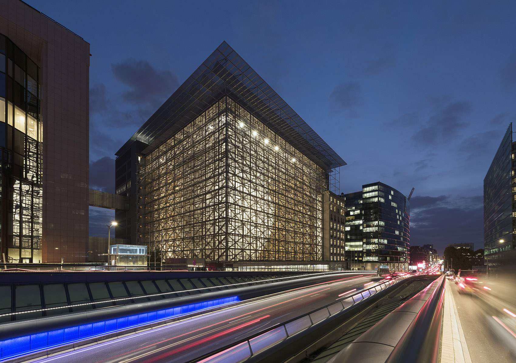 EUROPEAN COUNCIL and COUNCIL of the EUROPEAN UNION by Philippe SAMYN ...