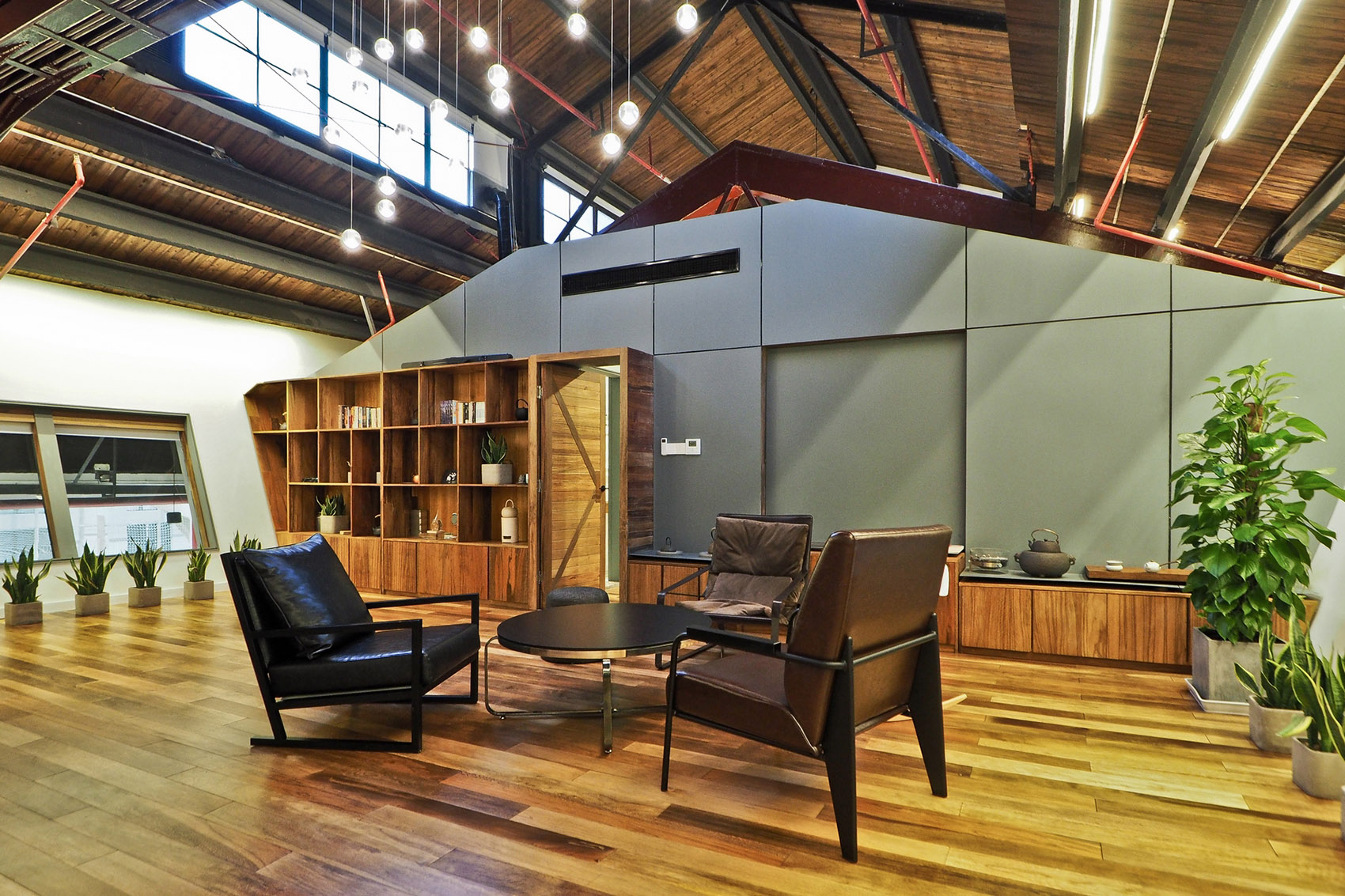 Transformation of industrial building 8 in Shanghai By DUTStudio - 谷德设计网