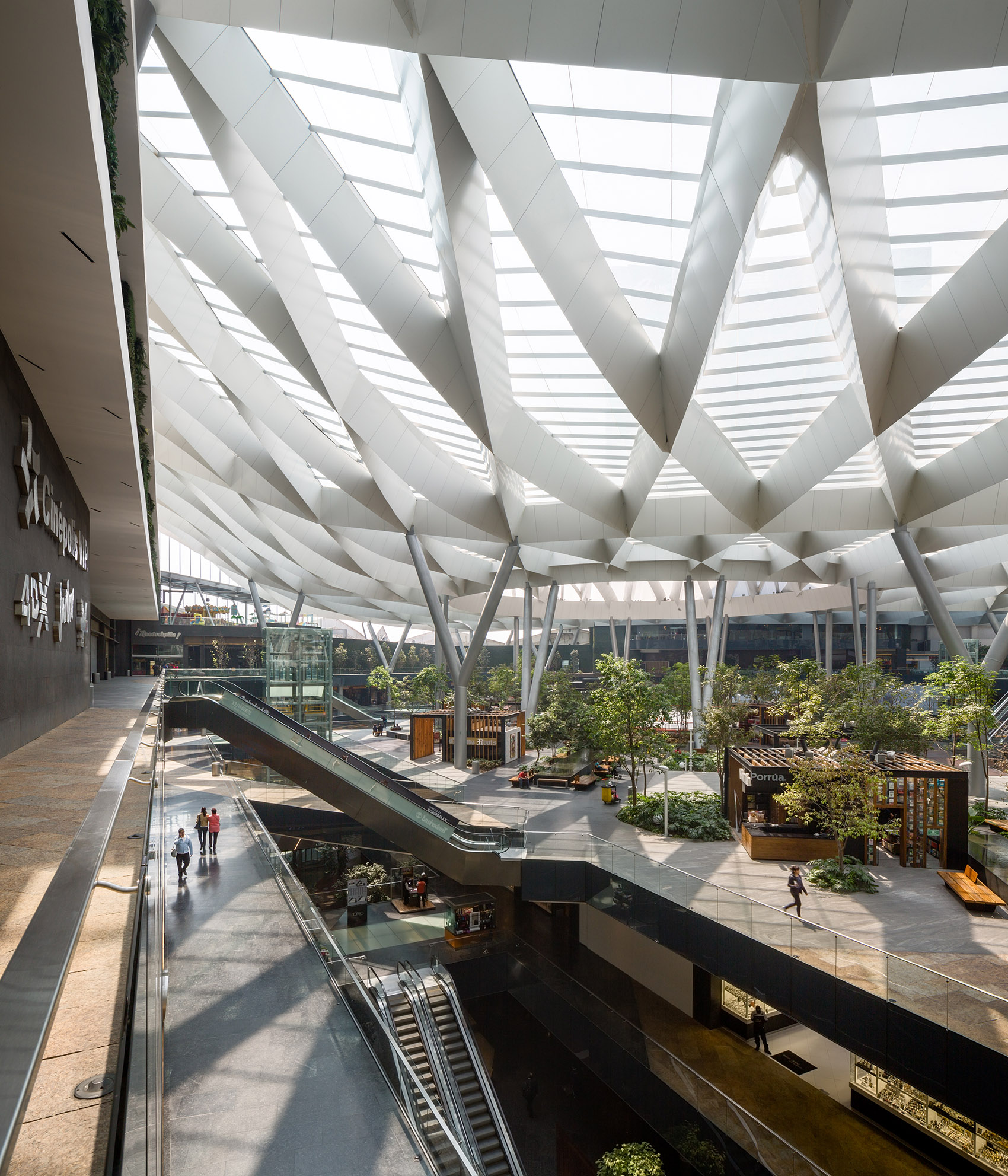 Parque Toreo, Mexico by Sordo Madaleno Arquitectos - 谷德设计网