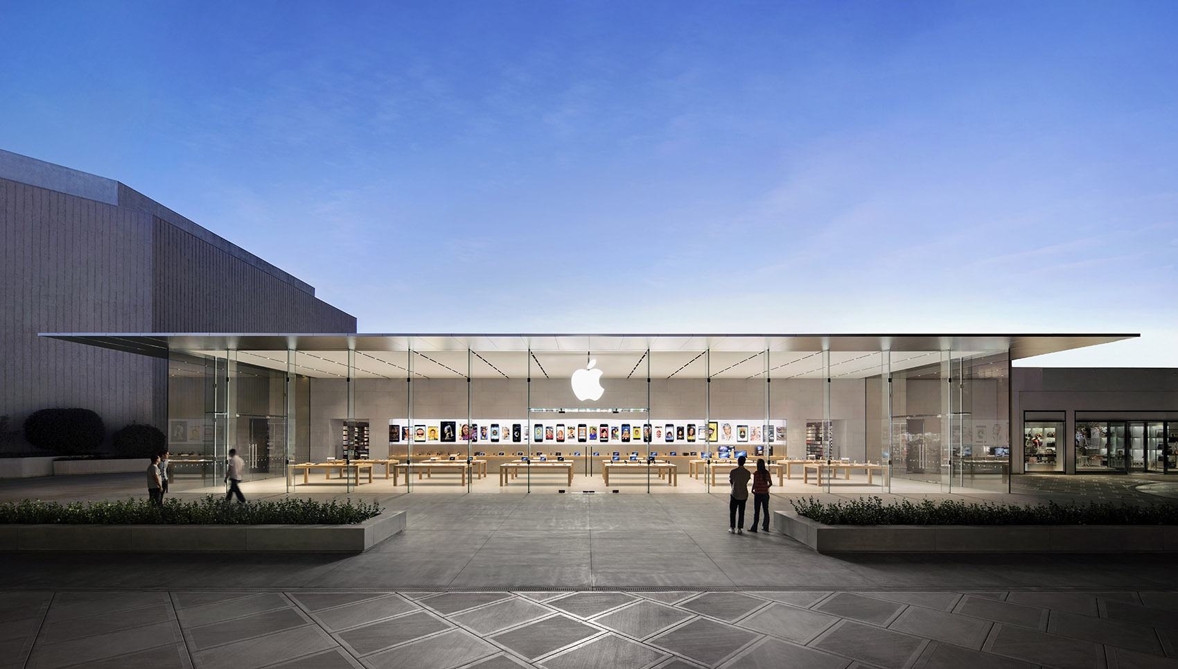 Apple Store, Stanford by Bohlin Cywinksi Jackson - 谷德设计网
