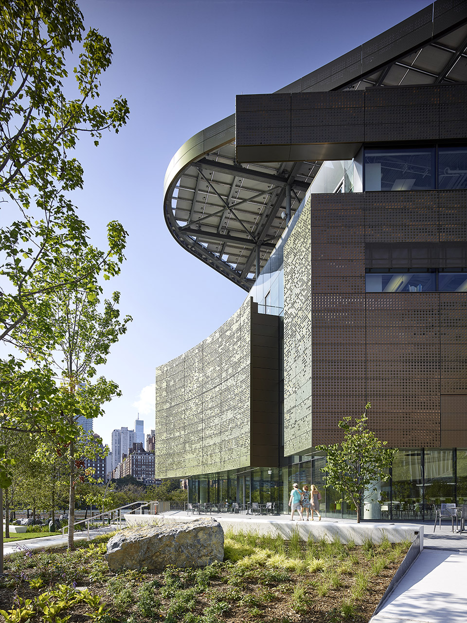 The Bloomberg Center at Cornell Tech Designed by Morphosis Celebrates ...