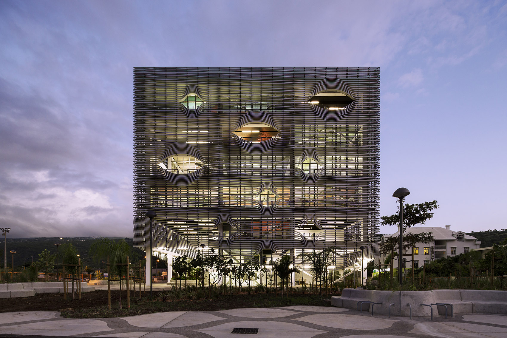 MEDIA LIBRARY ST PAUL By PERIPHERIQUES Architects - 谷德设计网