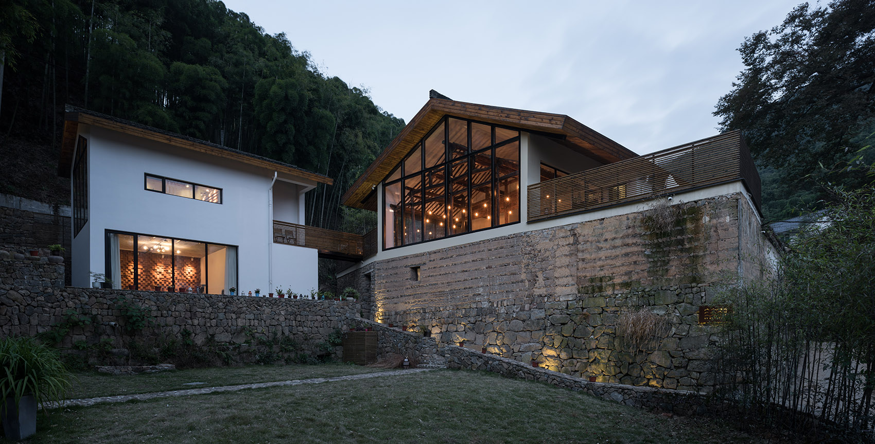 Half House：Facing a wall, and thinking over By Atelier-lai - 谷德设计网