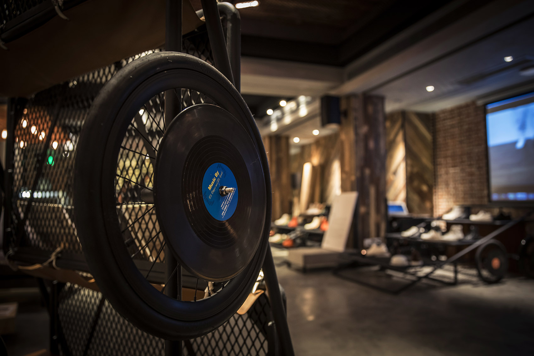 mrboth – Flagship Concept Store By PRISM DESIGN - 谷德设计网