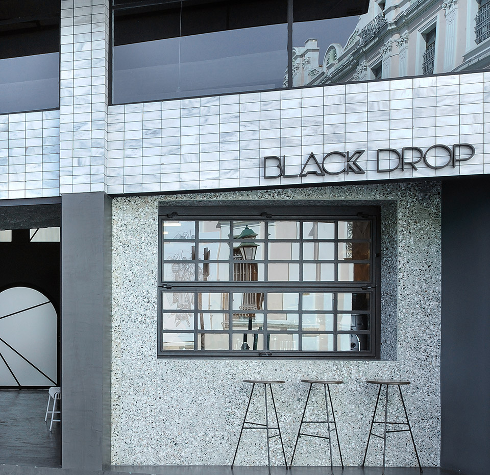 Black drop, Greece By Ark4 lab of architecture - 谷德设计网