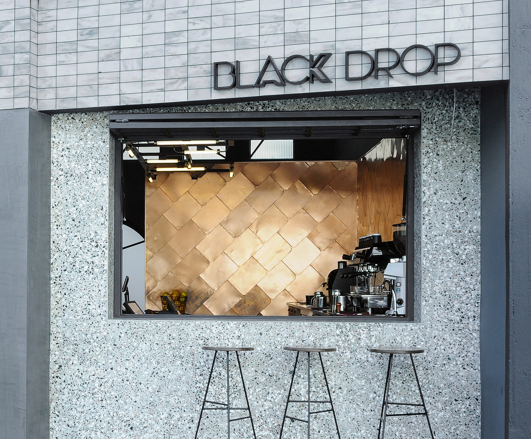 Black drop, Greece By Ark4 lab of architecture - 谷德设计网