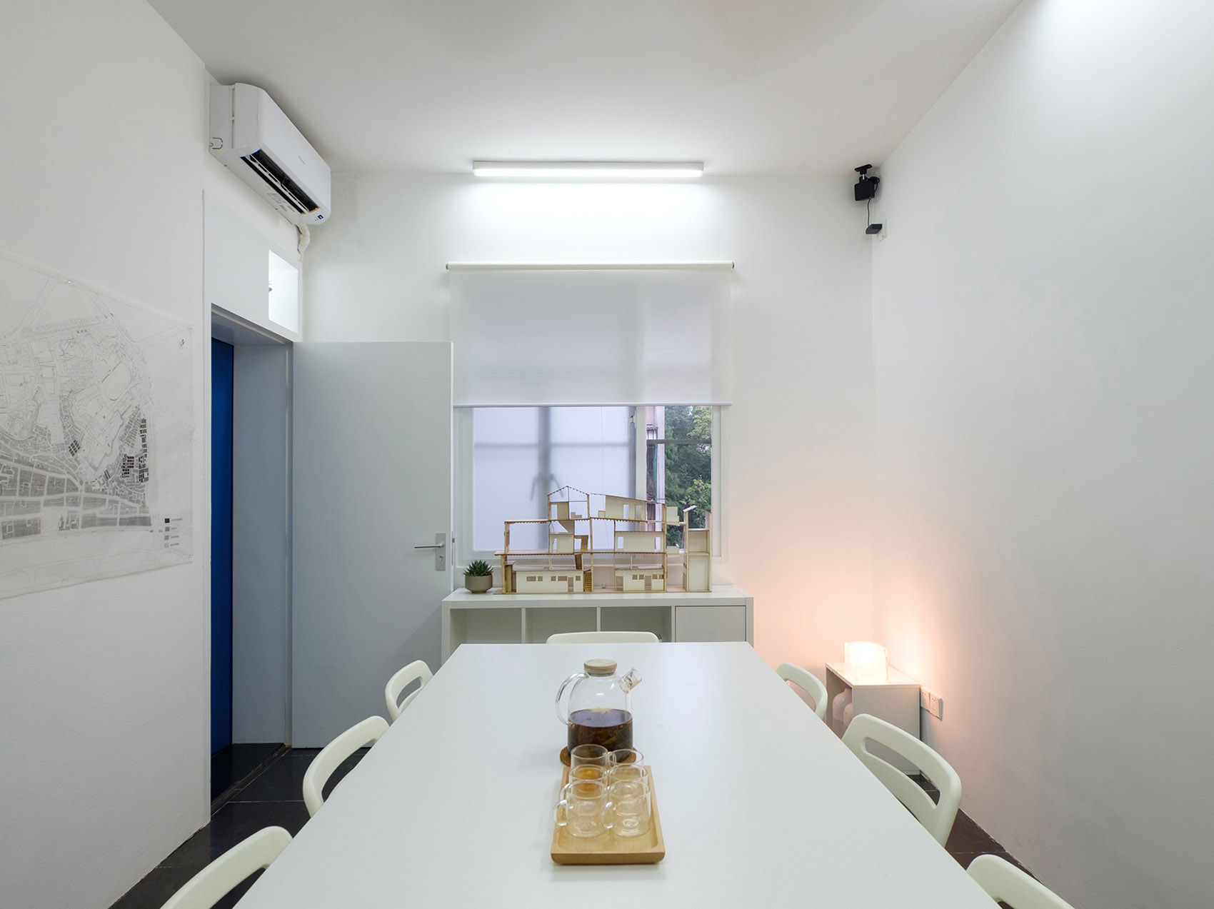 Temporary Design Studio Transformation in an Old Dormitory by X2S ...