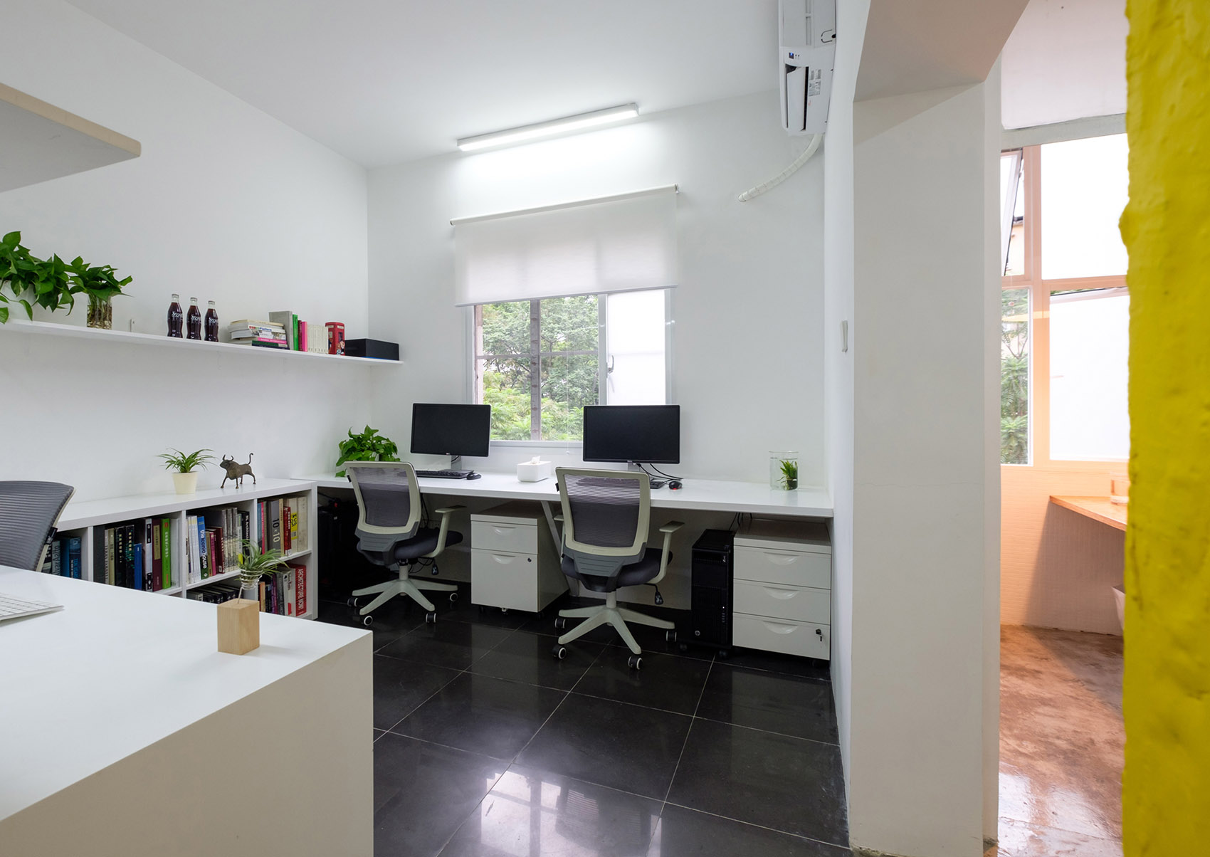 Temporary Design Studio Transformation in an Old Dormitory by X2S ...