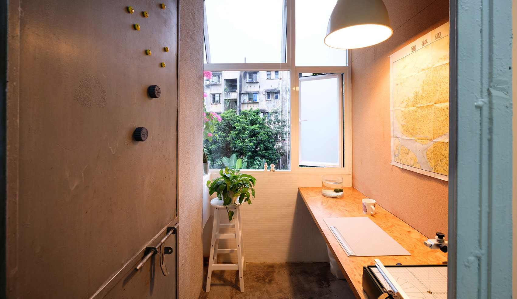 Temporary Design Studio Transformation in an Old Dormitory by X2S ...