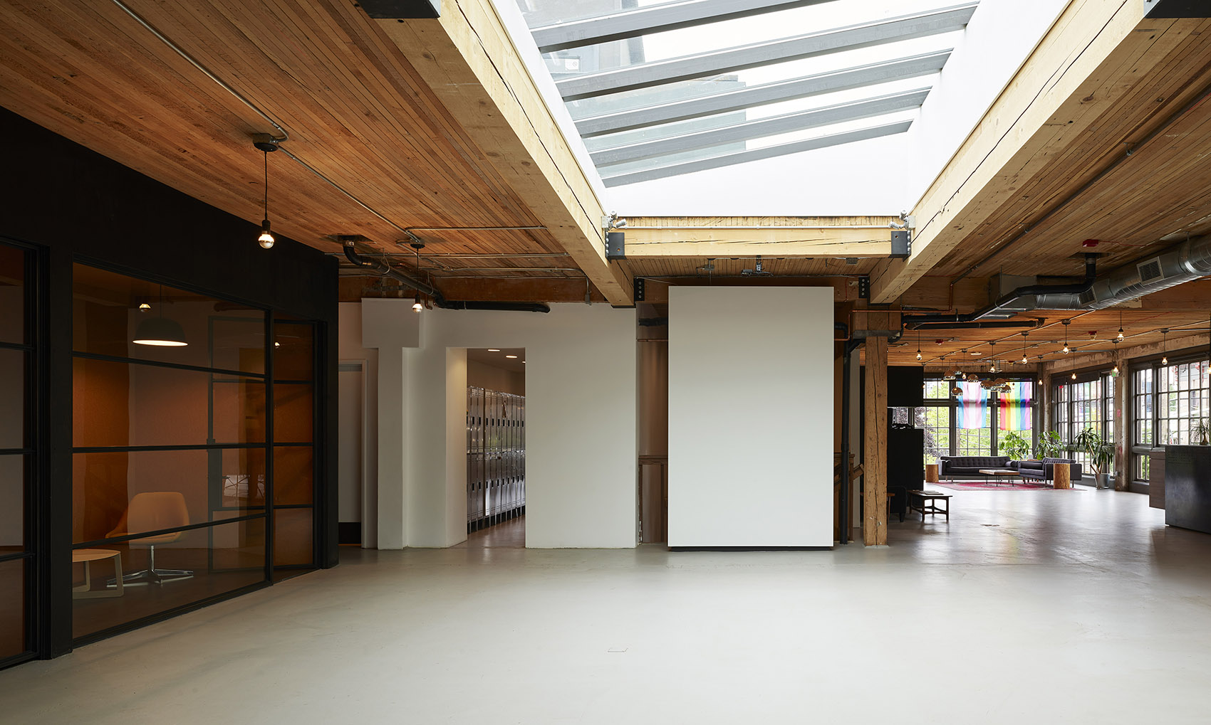 Substantial office expansion by goCstudio - 谷德设计网