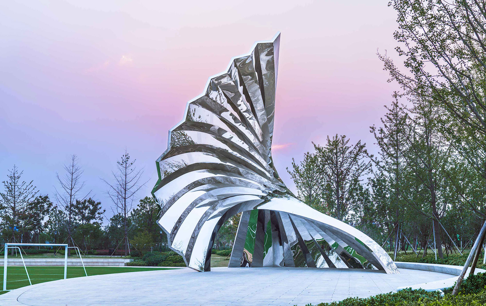 Reflection by Richard Sweeney - 谷德设计网