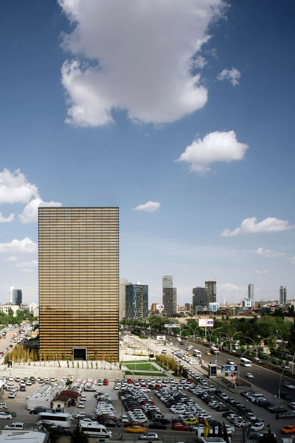 Ankara Office Tower by Anmahian Winton Architects - 谷德设计网