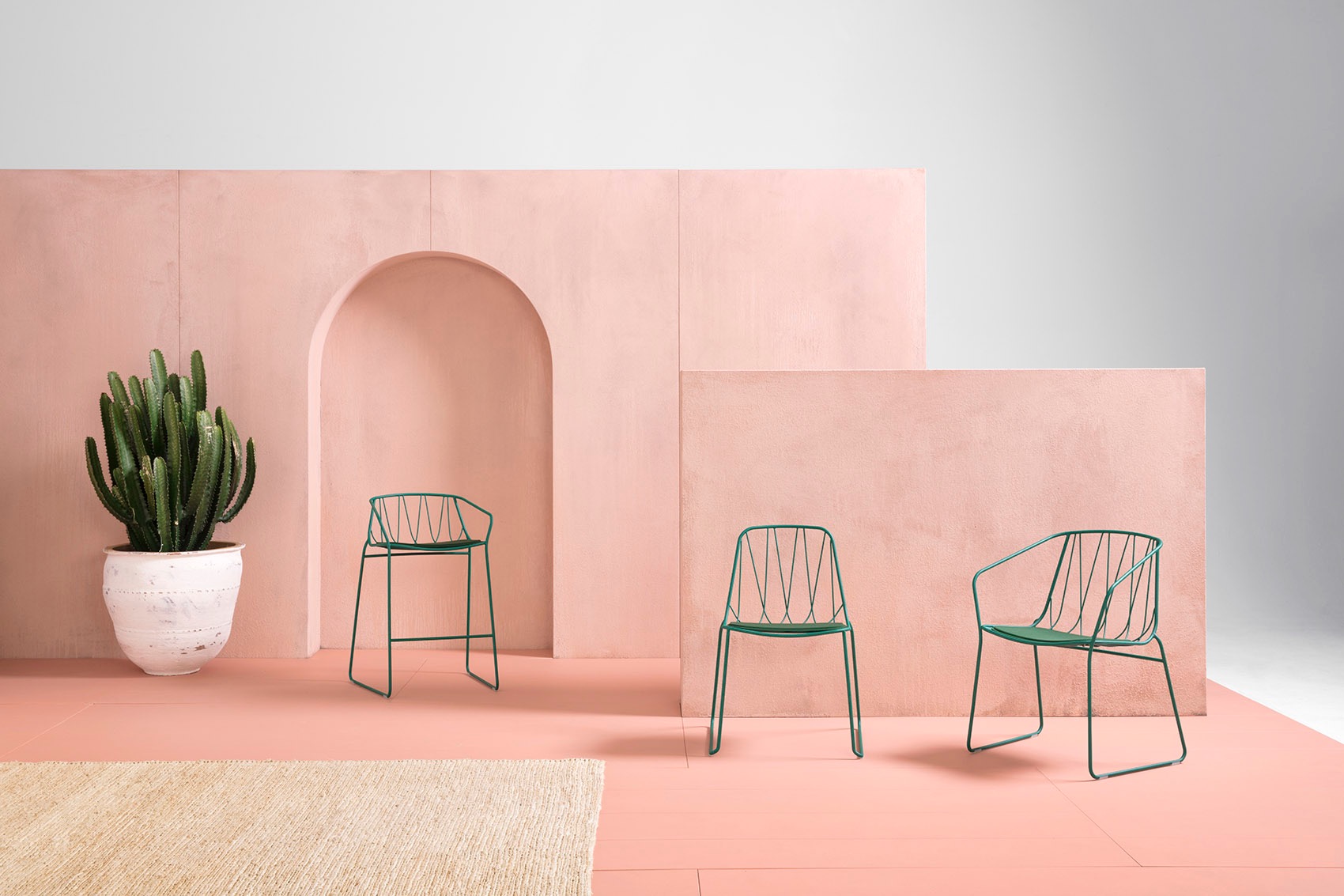 Collections of Chair and Table By Tom Fereday - 谷德设计网