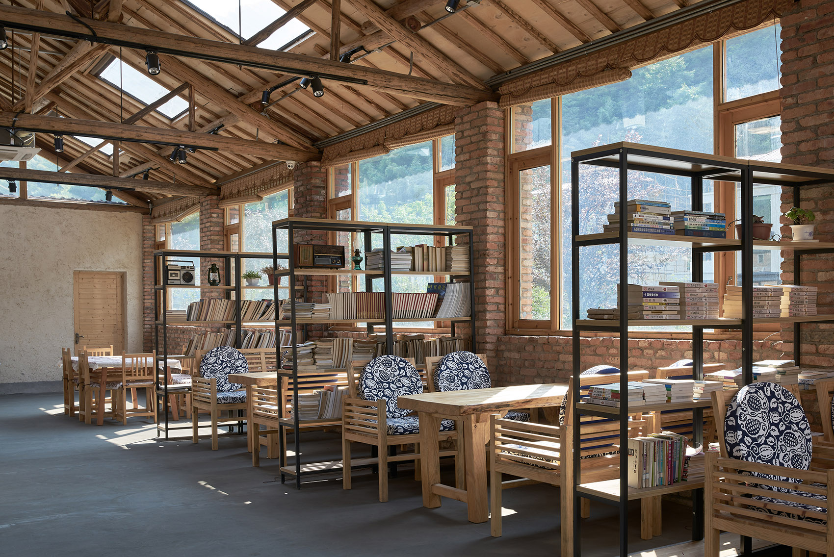 The Village Memory House of Chuan Village, Anji, China by CAALADI - 谷德设计网