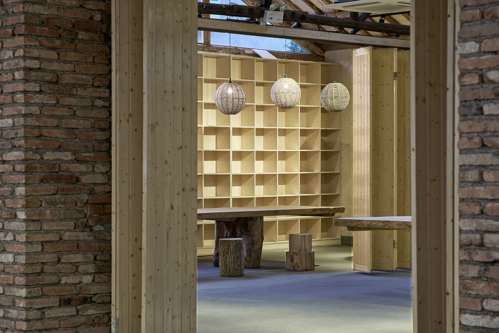 The Village Memory House of Chuan Village, Anji, China by CAALADI - 谷德设计网