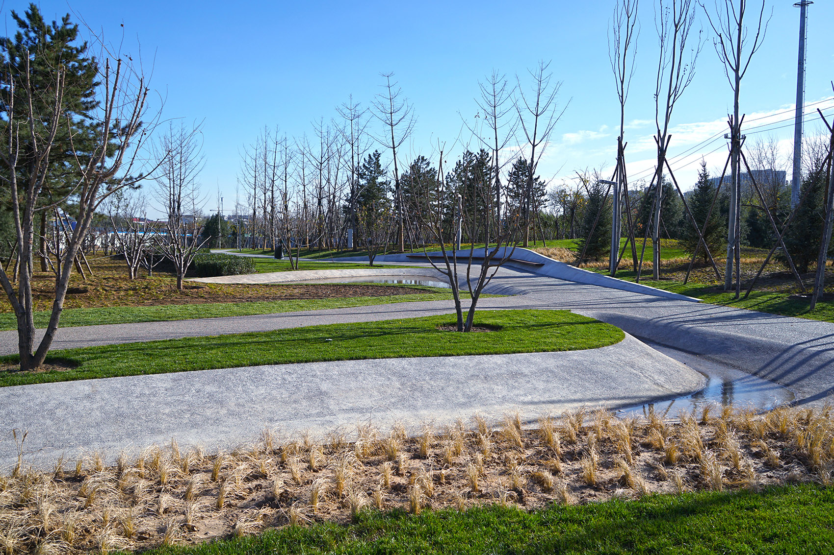 Core Green Space in Beijing Insurance Industrial Park, China, by ...