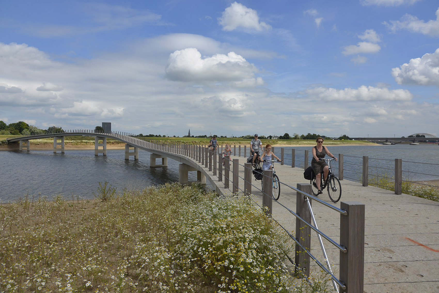 Citadel Bridge, the Netherlands by NEXT architects - 谷德设计网