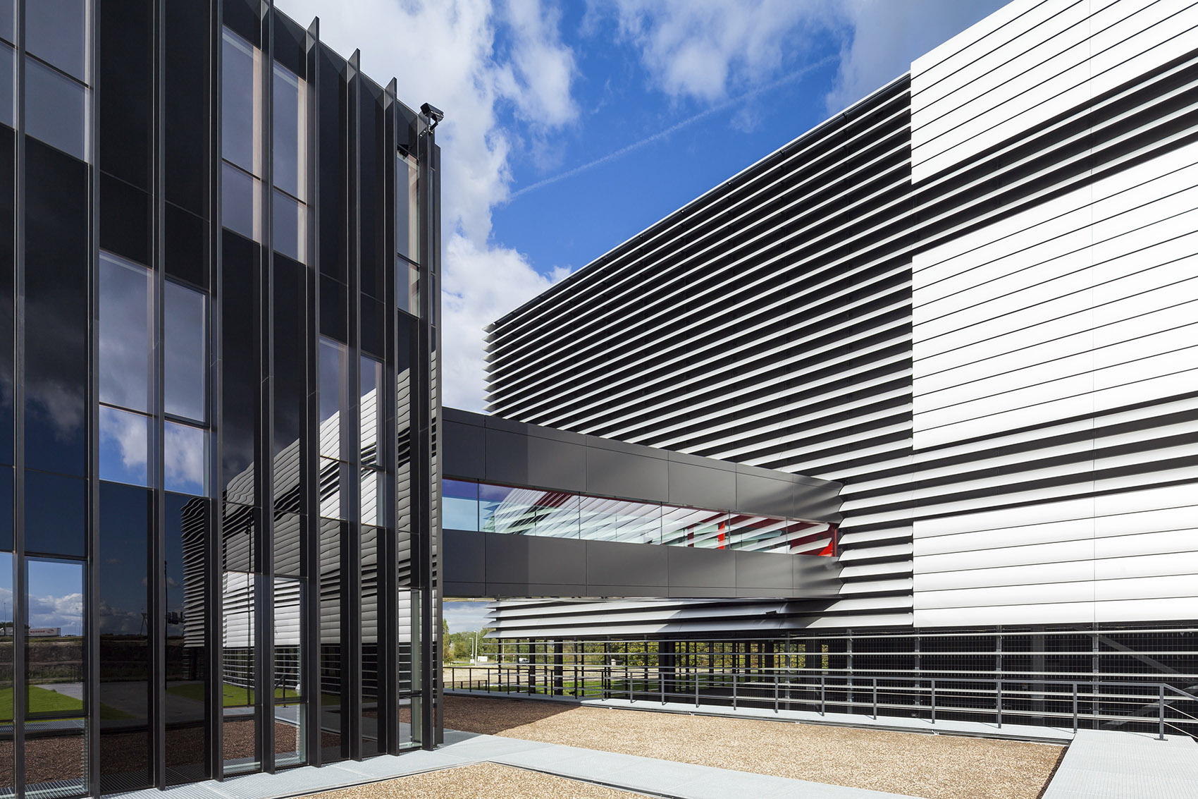 TEMPLE OF THE 21ST CENTURY: DATA CENTERS EQUINIX IN AMSTERDAM By ...