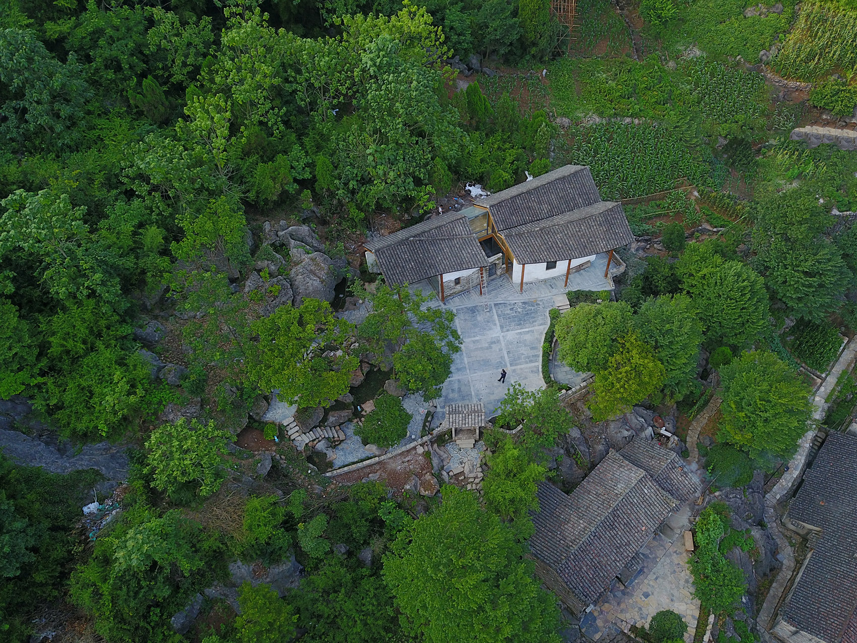 Tongling Recluse in Anhui, China by RSAA/Büro Ziyu Zhuang - 谷德设计网