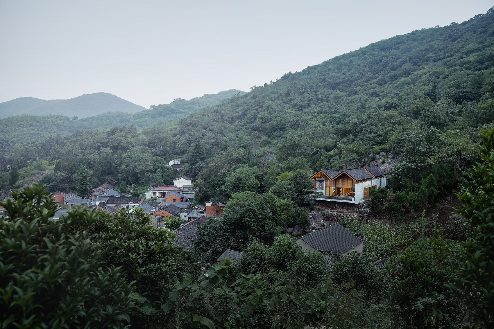 Tongling Recluse in Anhui, China by RSAA/Büro Ziyu Zhuang - 谷德设计网