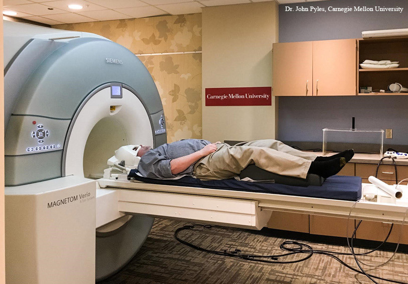 Self Reflected by Greg Dunn - 谷德设计网