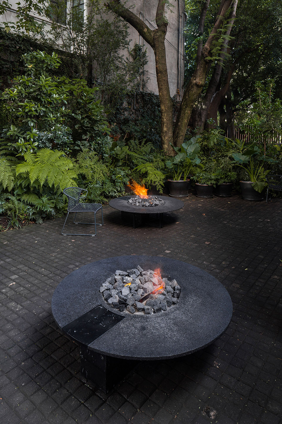 UMO fireplace by Alejandra Carmona and Caterina Moretti - 谷德设计网