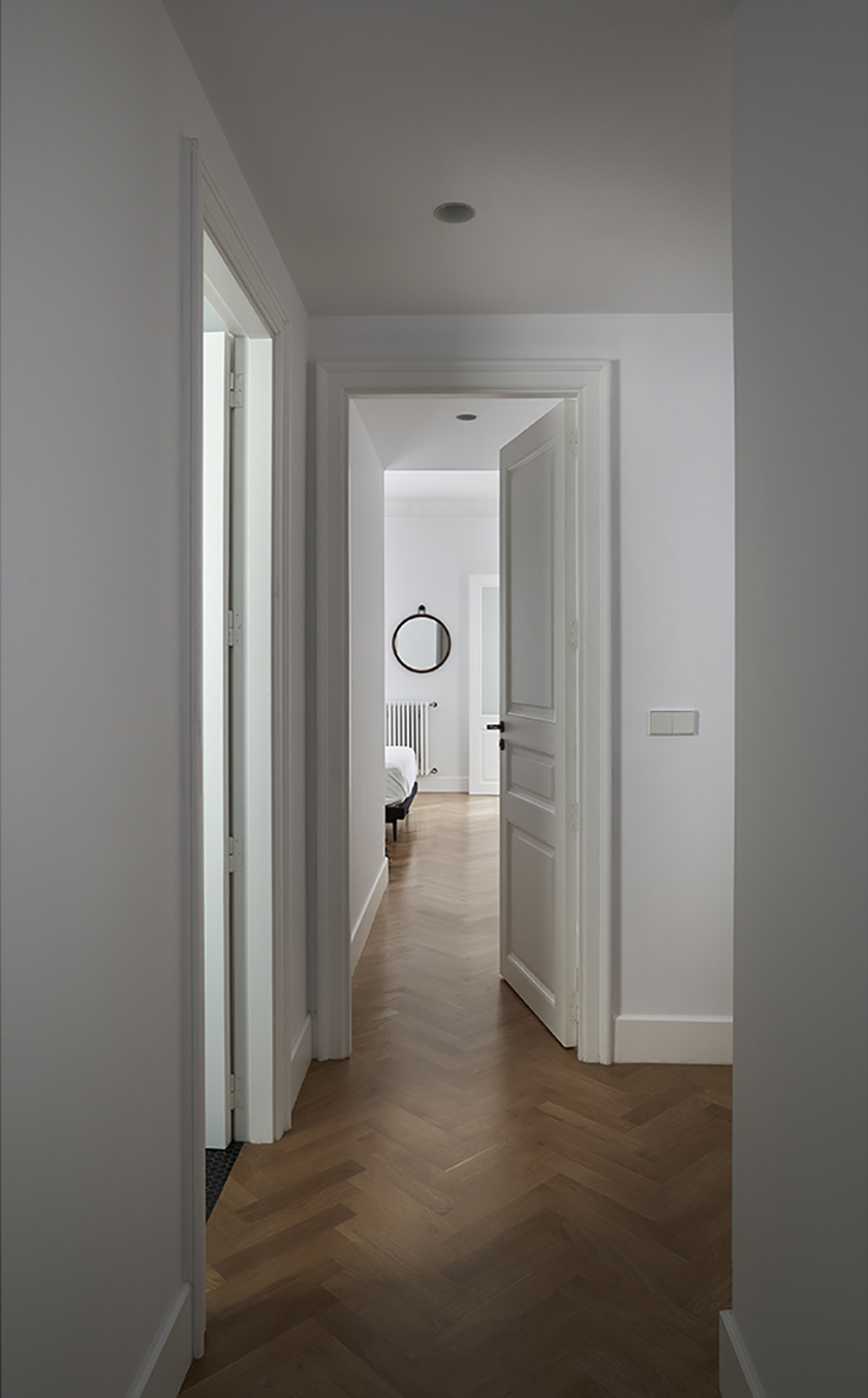 Remodeling and Interior Design Project in the Eixample, Valencia by DG ...