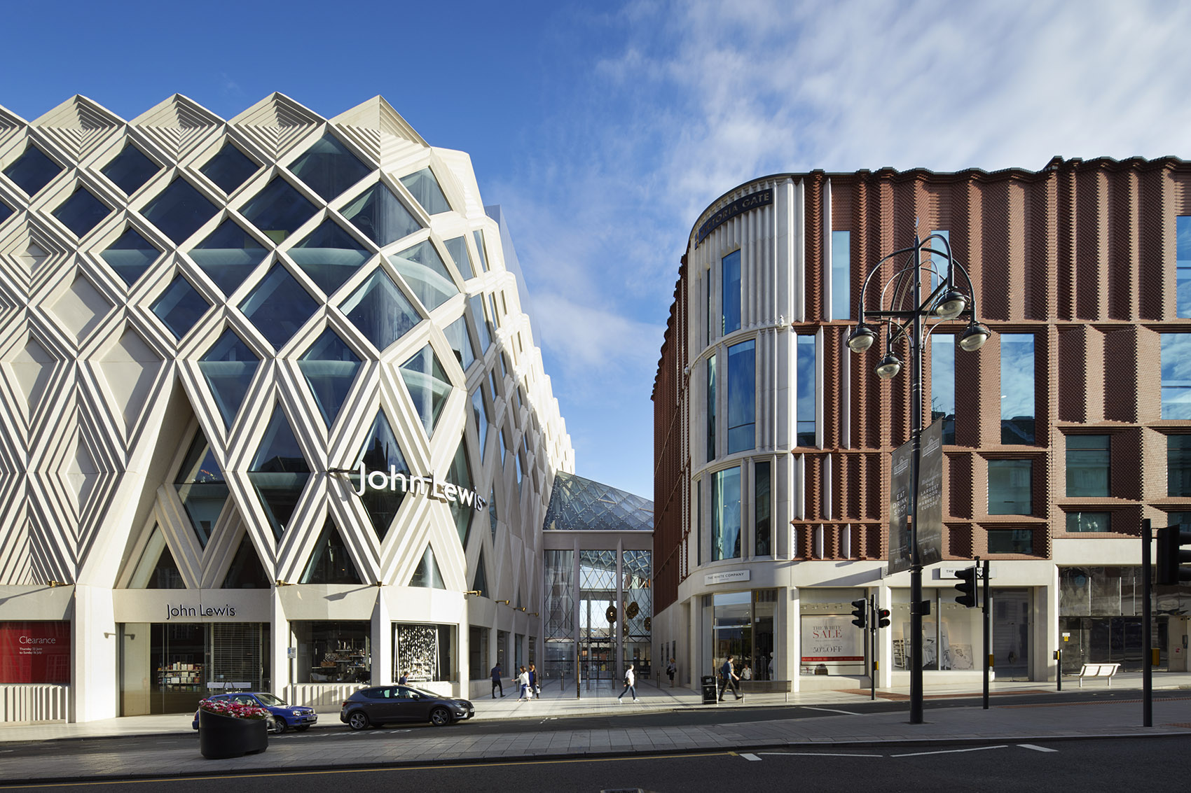 Victoria Gate Arcade by ACME - 谷德设计网