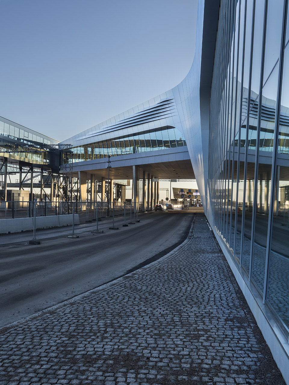 West Terminal 2, West Harbour, Helsinki, by PES-Architects - 谷德设计网