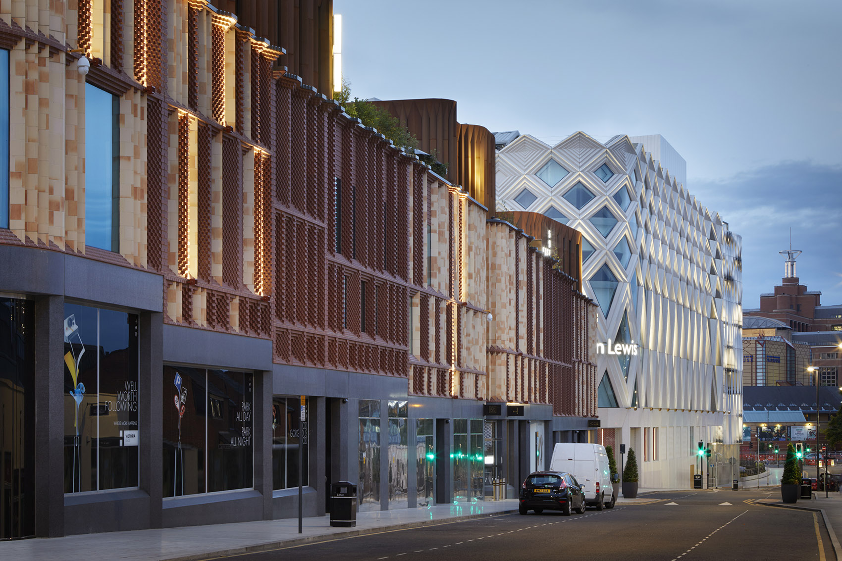 Victoria Gate Arcade by ACME - 谷德设计网