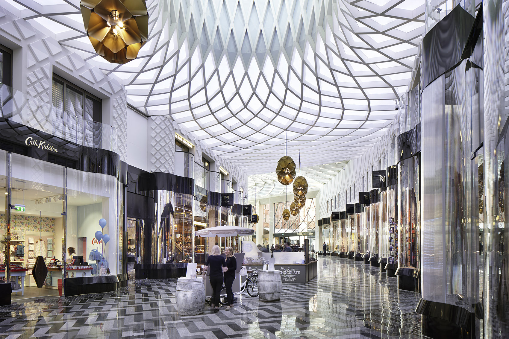 Victoria Gate Arcade by ACME - 谷德设计网