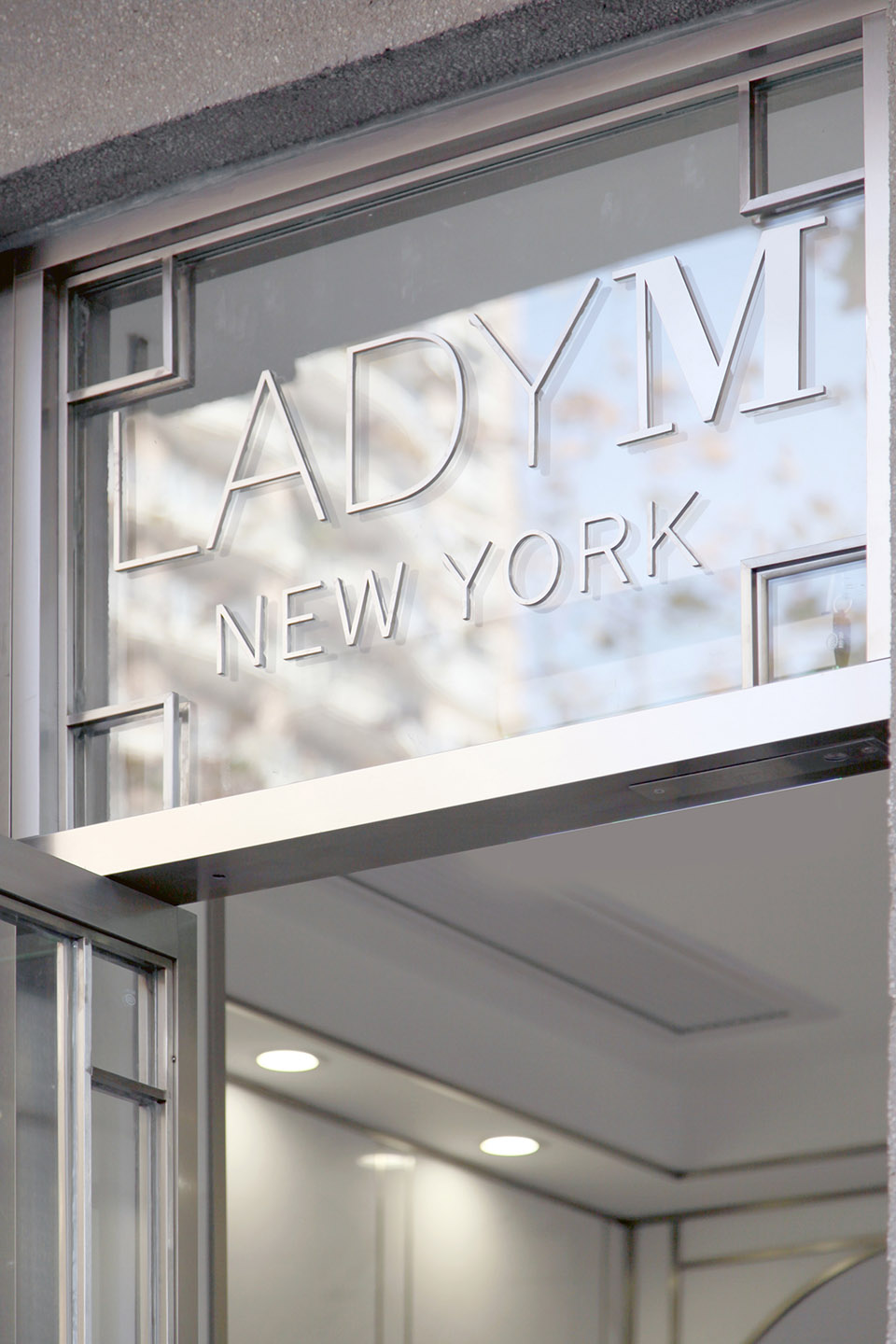 LADY M FLAGSHIP – XINTIANDI SHANGHAI by SLT - 谷德设计网