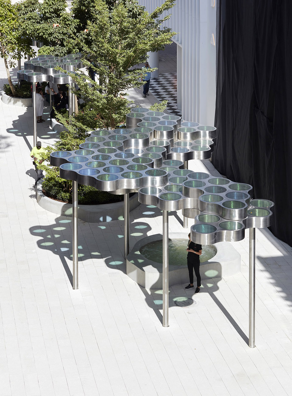 Nuage, Miami by Ronan and Erwan Bouroullec Design - 谷德设计网